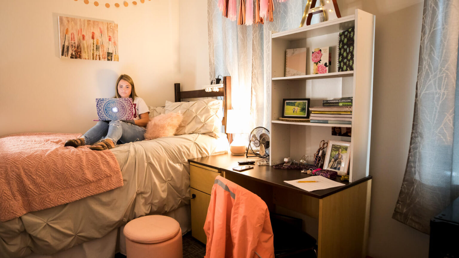 Housing - Eastern Kentucky University