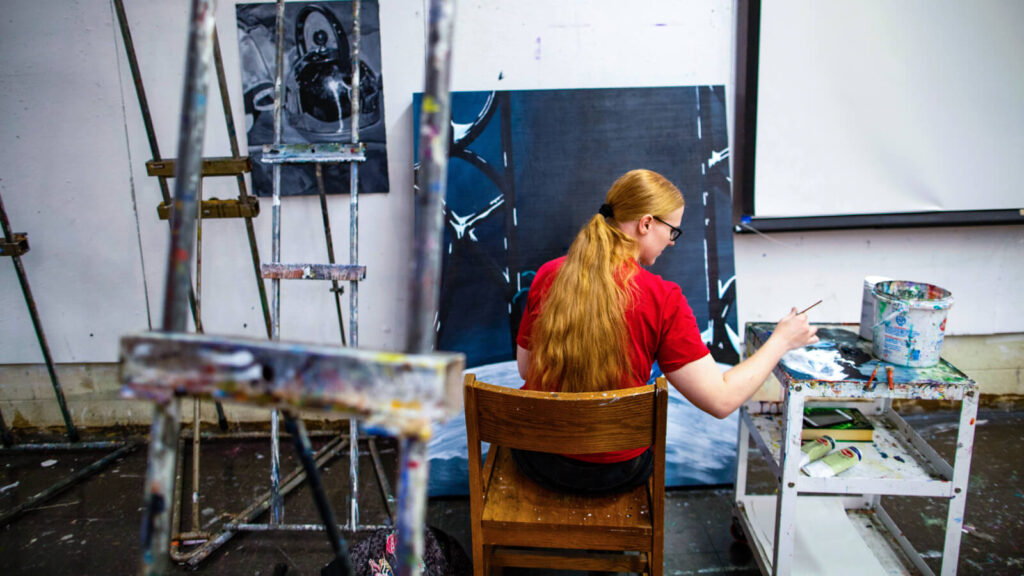 School of Art & Design - Eastern Kentucky University